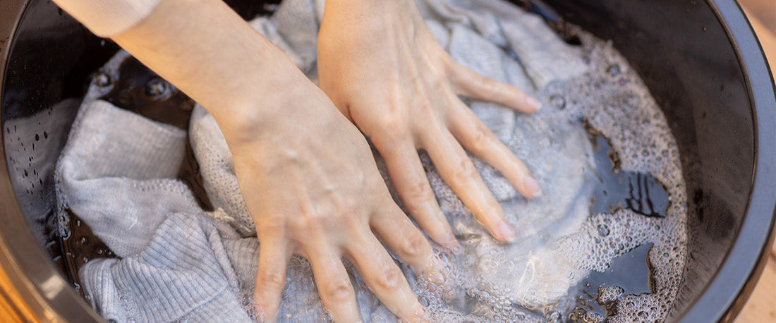 How to hand wash clothes using laundry detergent sheets – Sheet Yeah!